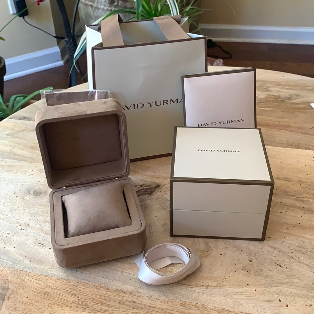 David Yurman Gift Case/Outer Box/Ribbon & Shopping Ba… - Gem
